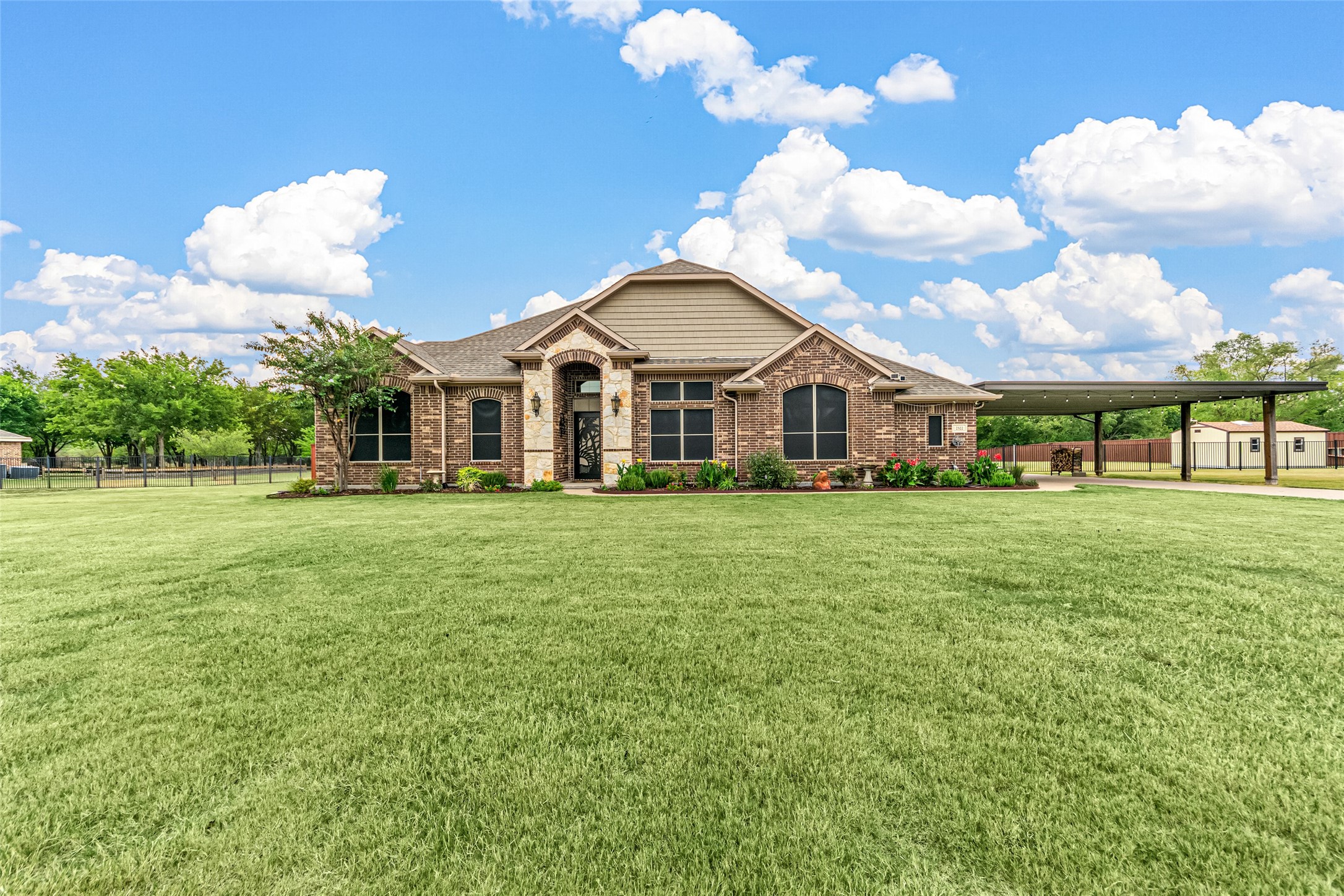 2322 Laci Ln, Royse City, TX 75189 - MLS 20709059 - Coldwell Banker