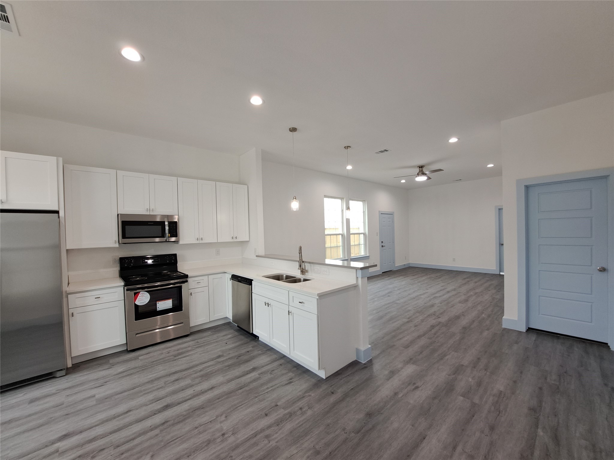 3329 Noor St, Dallas, TX 75233 - MLS 20741925 - Coldwell Banker