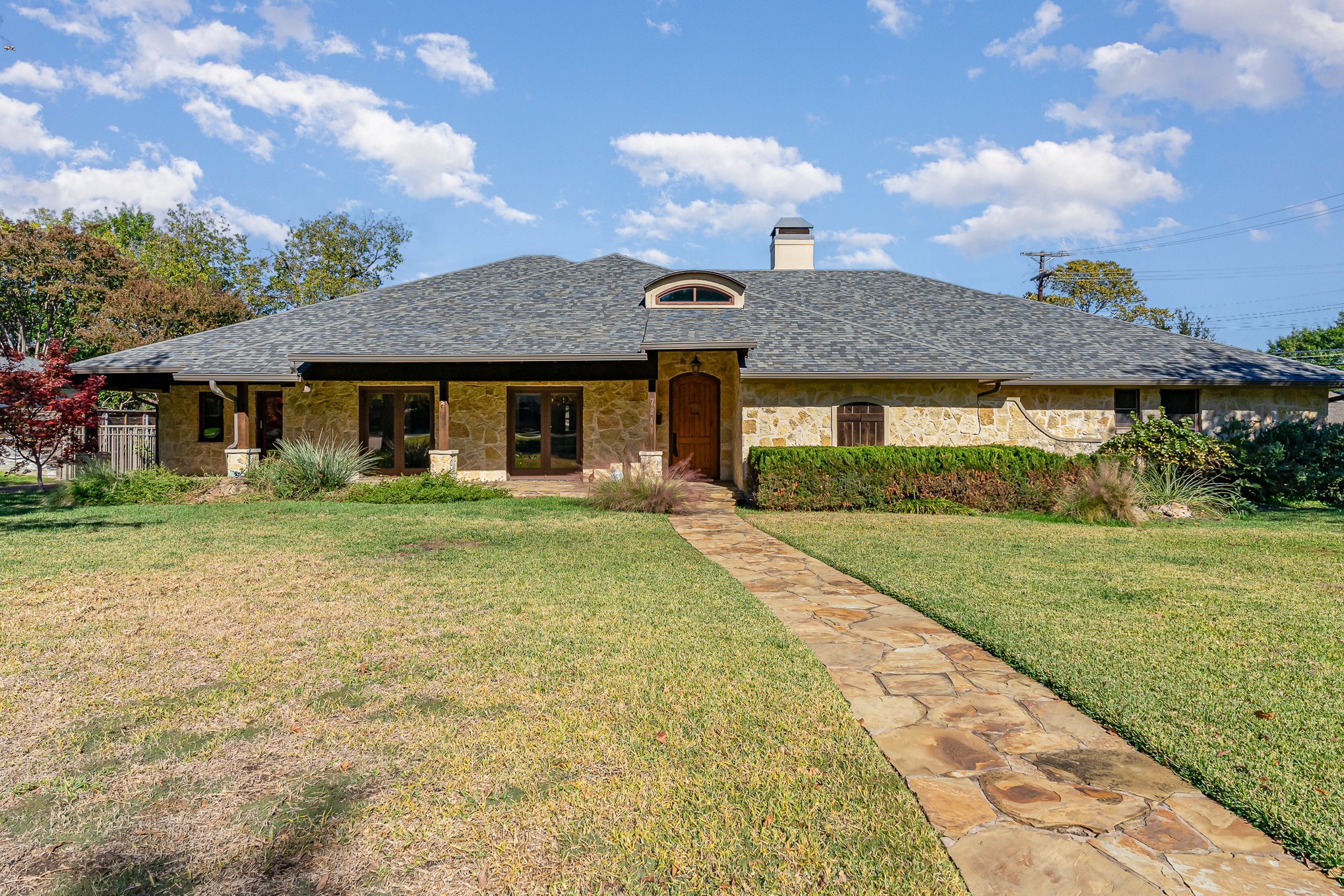 7241 Midbury Dr, Dallas, TX 75230 - MLS 20774845 - Coldwell Banker