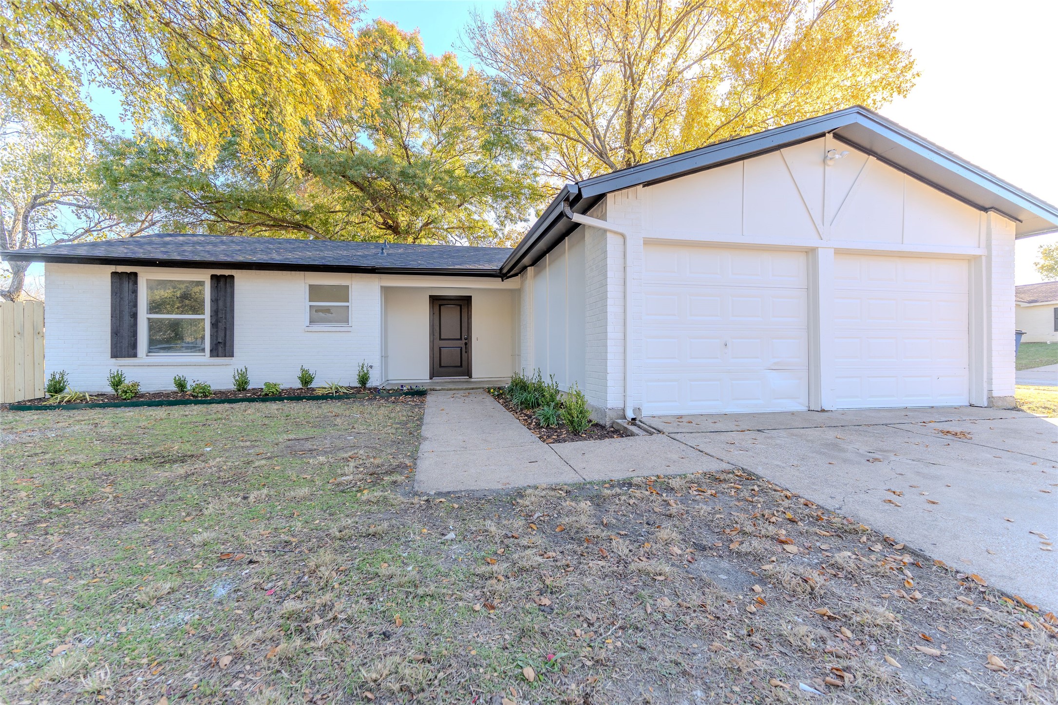 1534 Clearbrook St, Lancaster, TX 75134 - MLS 20789072 - Coldwell Banker