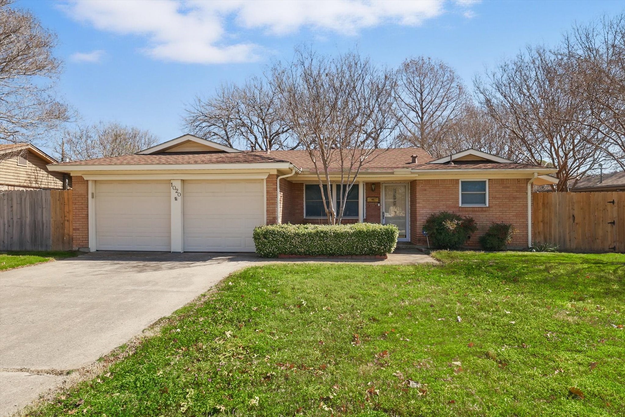 1020 Billie Ruth Ln, Hurst, TX 76053 - MLS 20857641 - Coldwell Banker