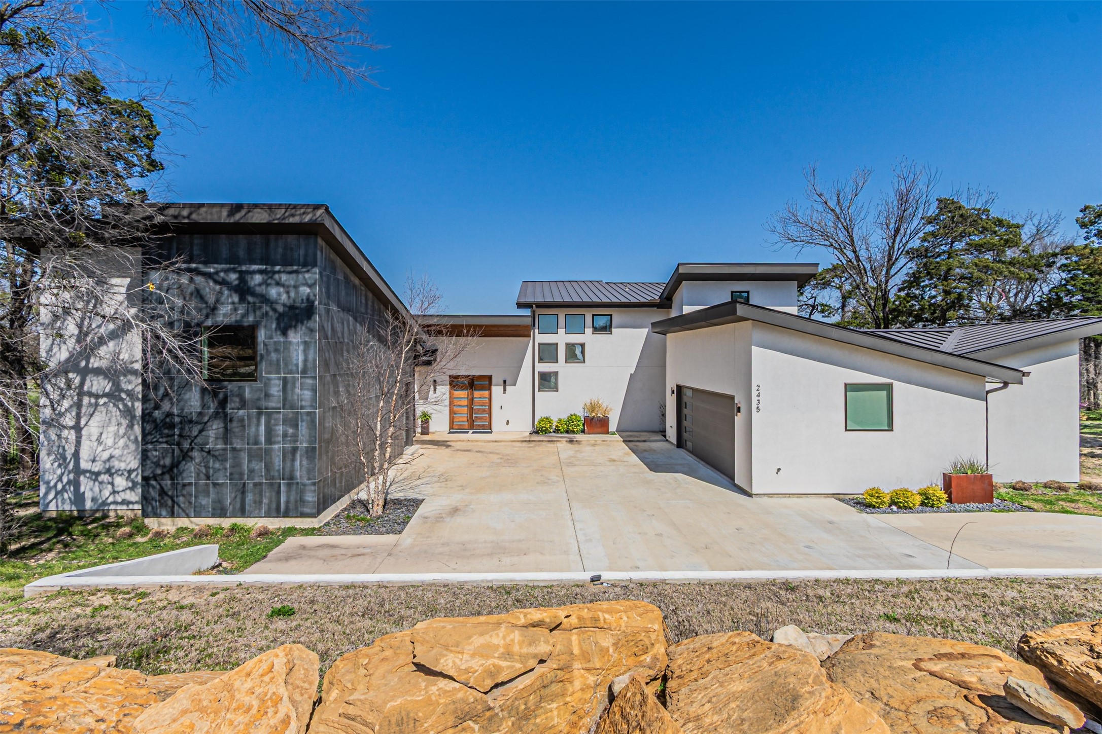 2435 Hardwick Ln, Cedar Hill, TX 75104 - MLS 20869946 - Coldwell Banker