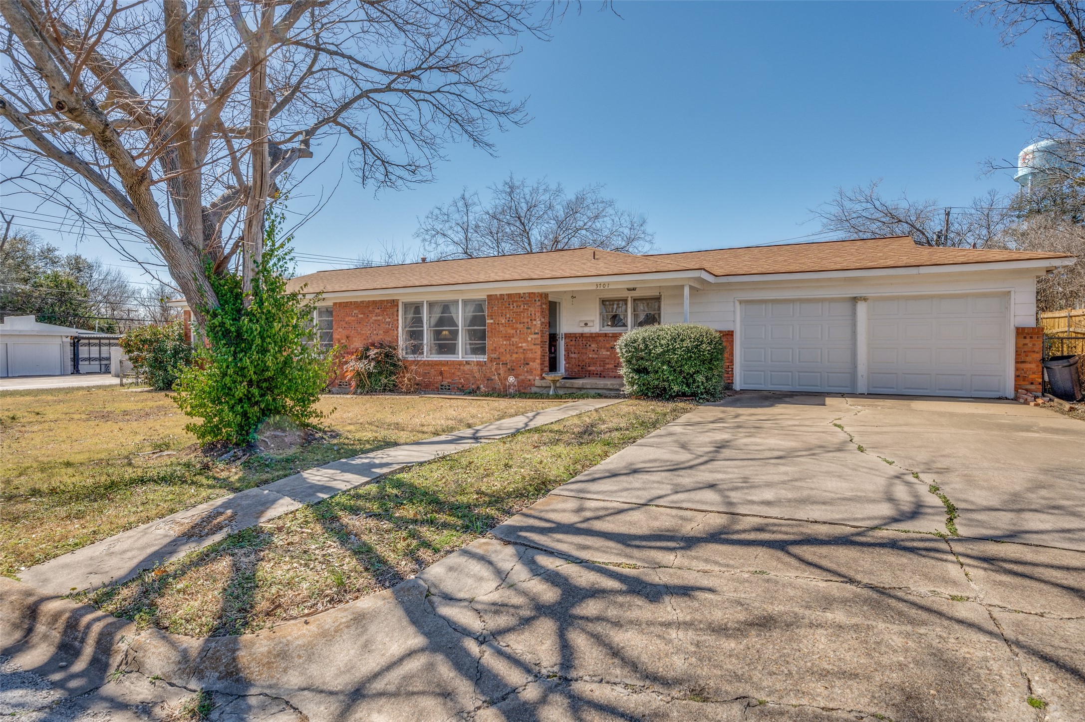 3701 Ruth Rd, Richland Hills, TX 76118 - MLS 20872609 - Coldwell Banker