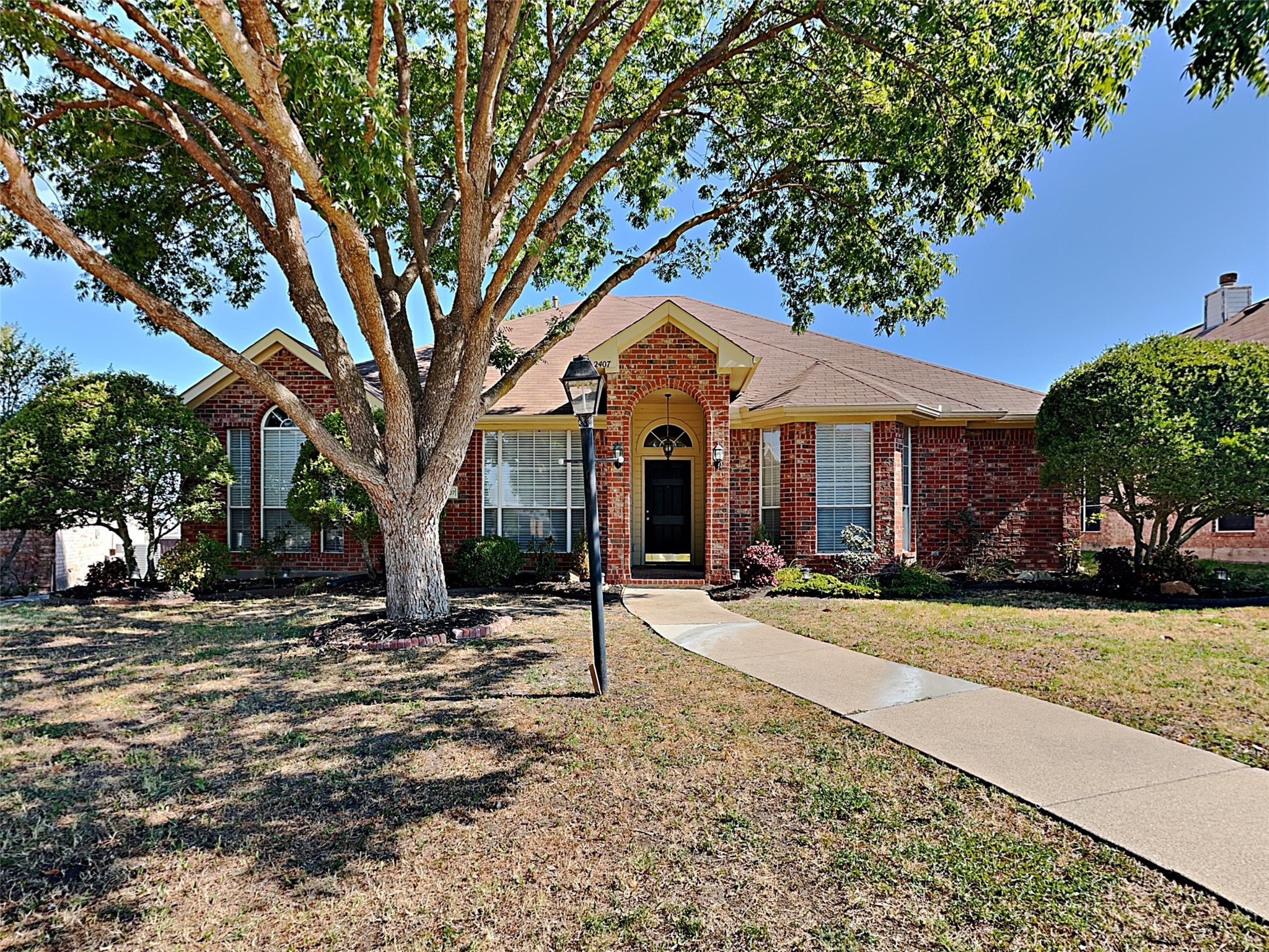 2407 Brookchase Dr Dr, Mesquite, TX 75181 - MLS 20873646 - Coldwell Banker