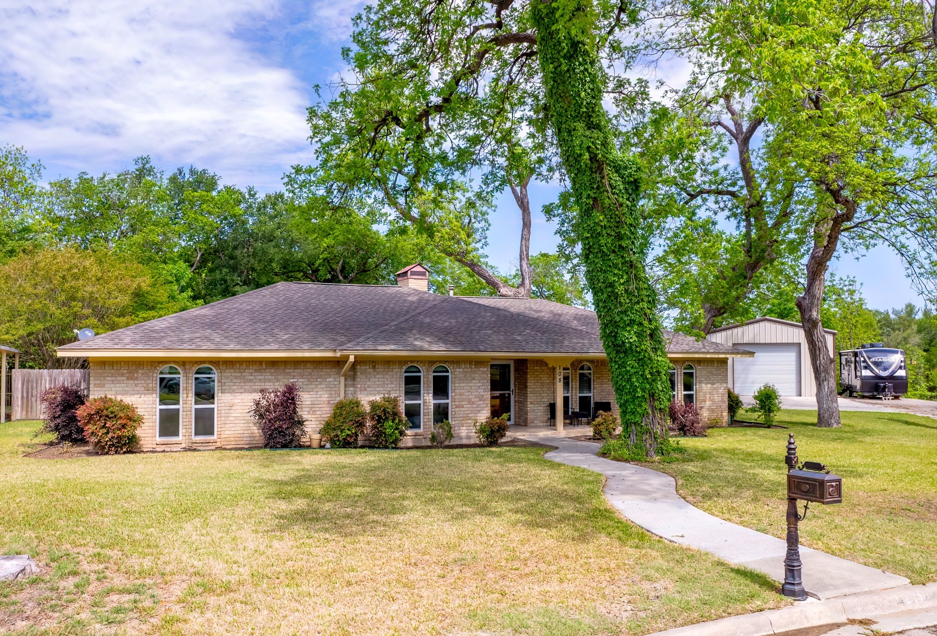 108 Quail Run, Brownwood, TX 76801 - MLS 20896662 - Coldwell Banker