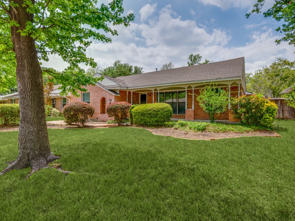 6225 Berryhill St, Dallas, TX 75231 - MLS 20906771 - Coldwell Banker