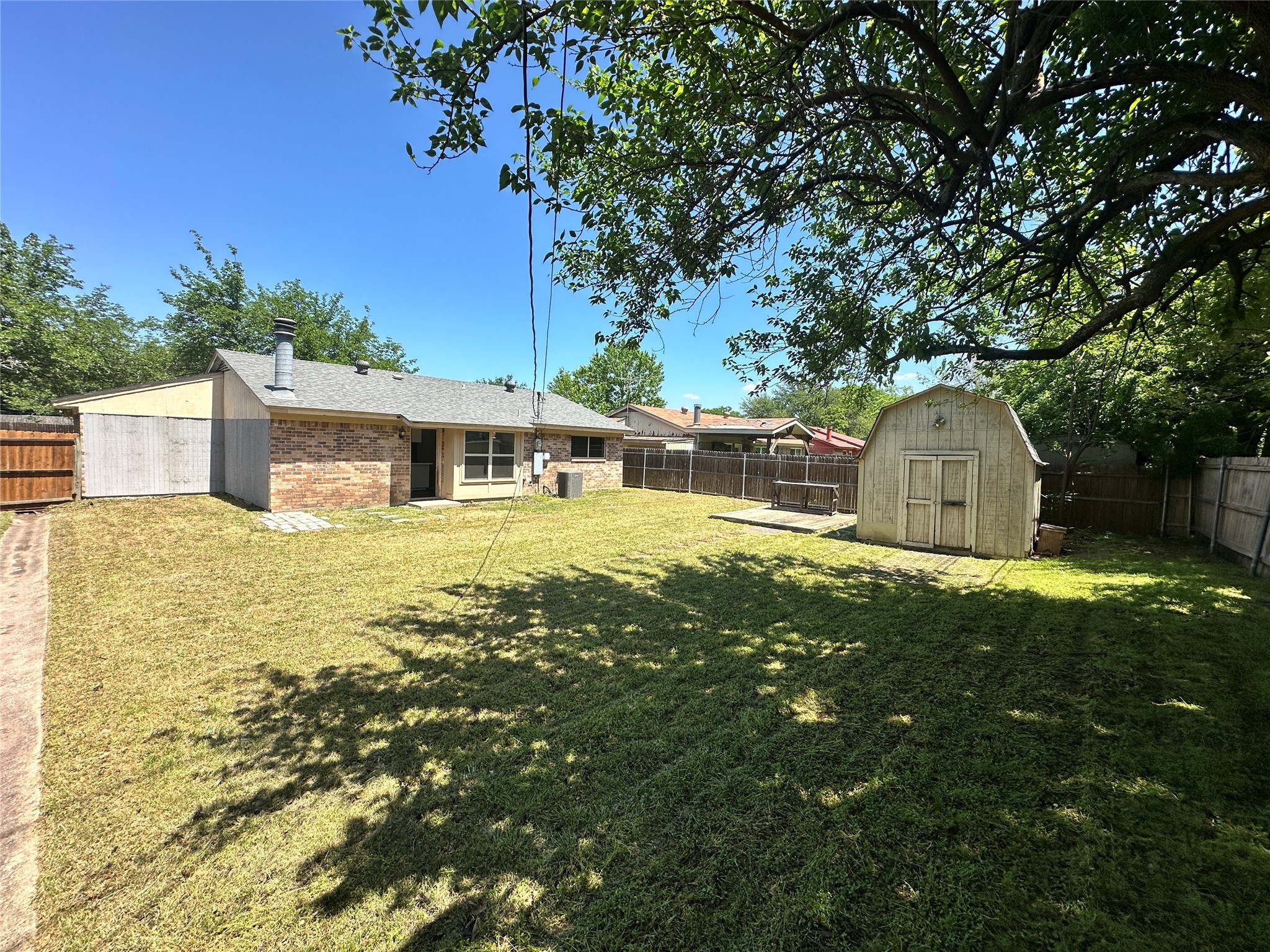 6208 Kary Lynn Dr, Watauga, TX 76148 - MLS 20913714 - Coldwell Banker