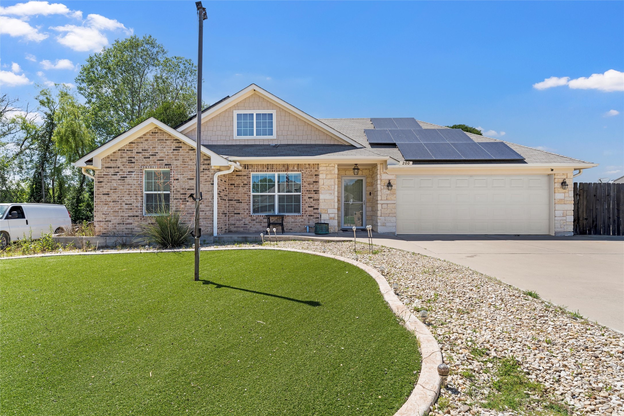 200 Hawk Ridge, Lacy Lakeview, TX 76705 - MLS 20935296 - Coldwell Banker