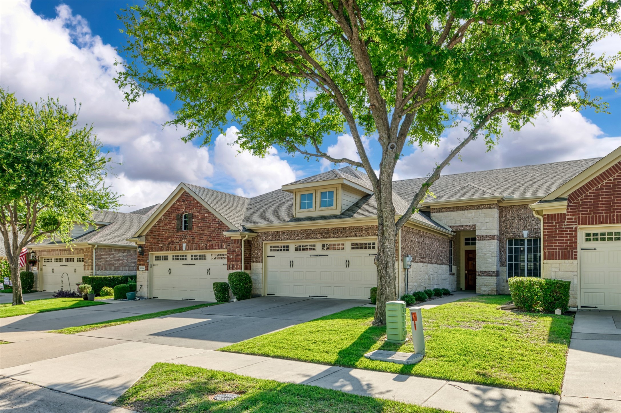 9904 Derwent Dr, Plano, TX 75025 - MLS 21015239 - Coldwell Banker