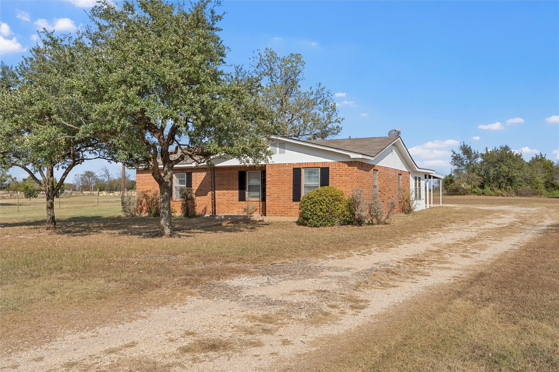 2977 Old Lorena Rd, Lorena, TX 76655 - MLS 21116669 - Coldwell Banker