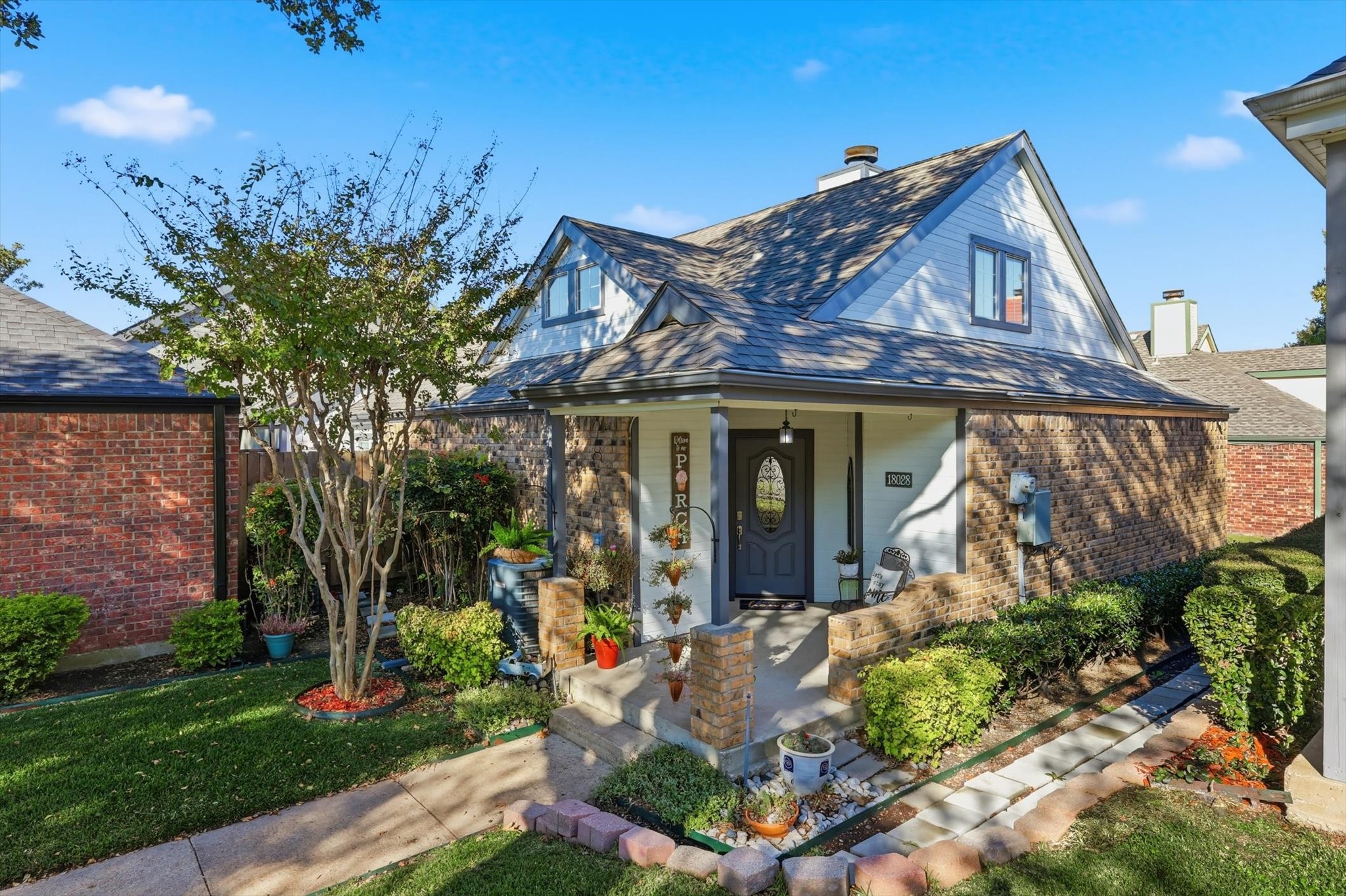 18028 Whispering Gables Ln, Dallas, TX 75287 - MLS 21124463 - Coldwell ...