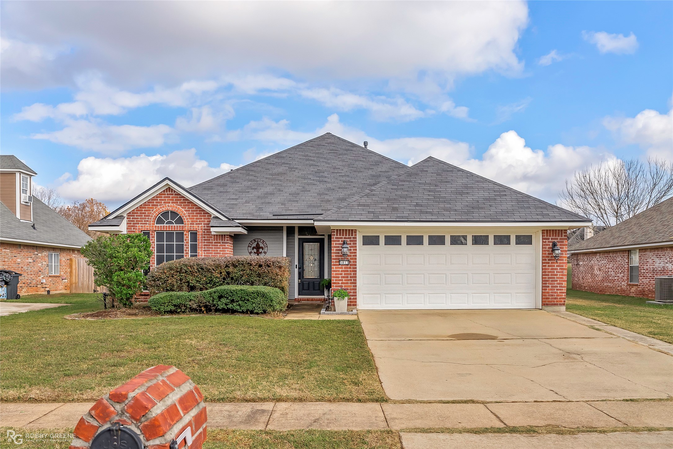 5813 Gold Crest Dr, Bossier City, LA 71112 - MLS 21137104 - Coldwell Banker
