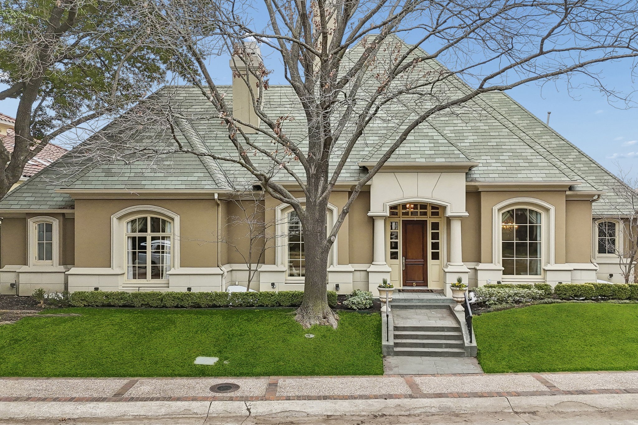5 Sarah Nash Ct, Dallas, TX 75225 - MLS 21164782 - Coldwell Banker
