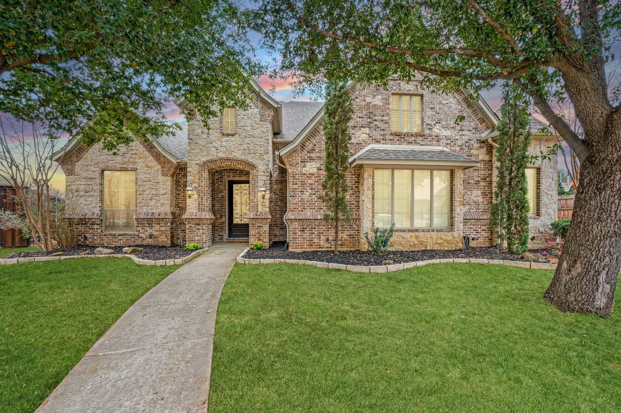 8205 Rio Bend Ct, North Richland Hills, TX 76182 - MLS 21196072 ...
