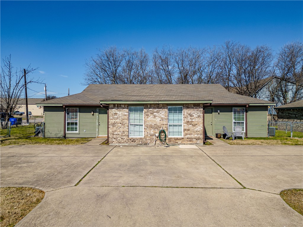 1425 Daughtrey Ave, Waco, TX 76706 - MLS 228580 - Coldwell Banker