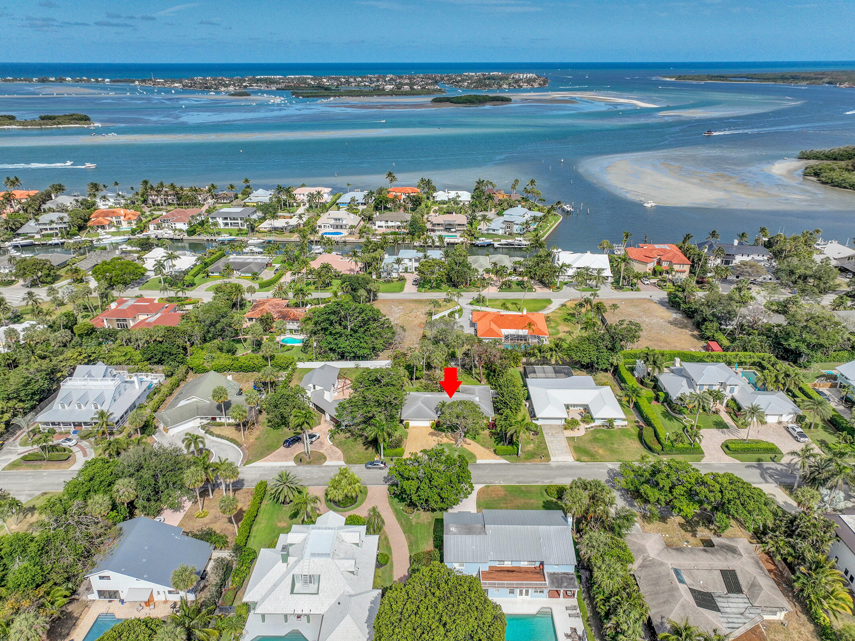 10 Middle Rd, Sewalls Point, FL 34996 - MLS RX-11086517 - Coldwell Banker