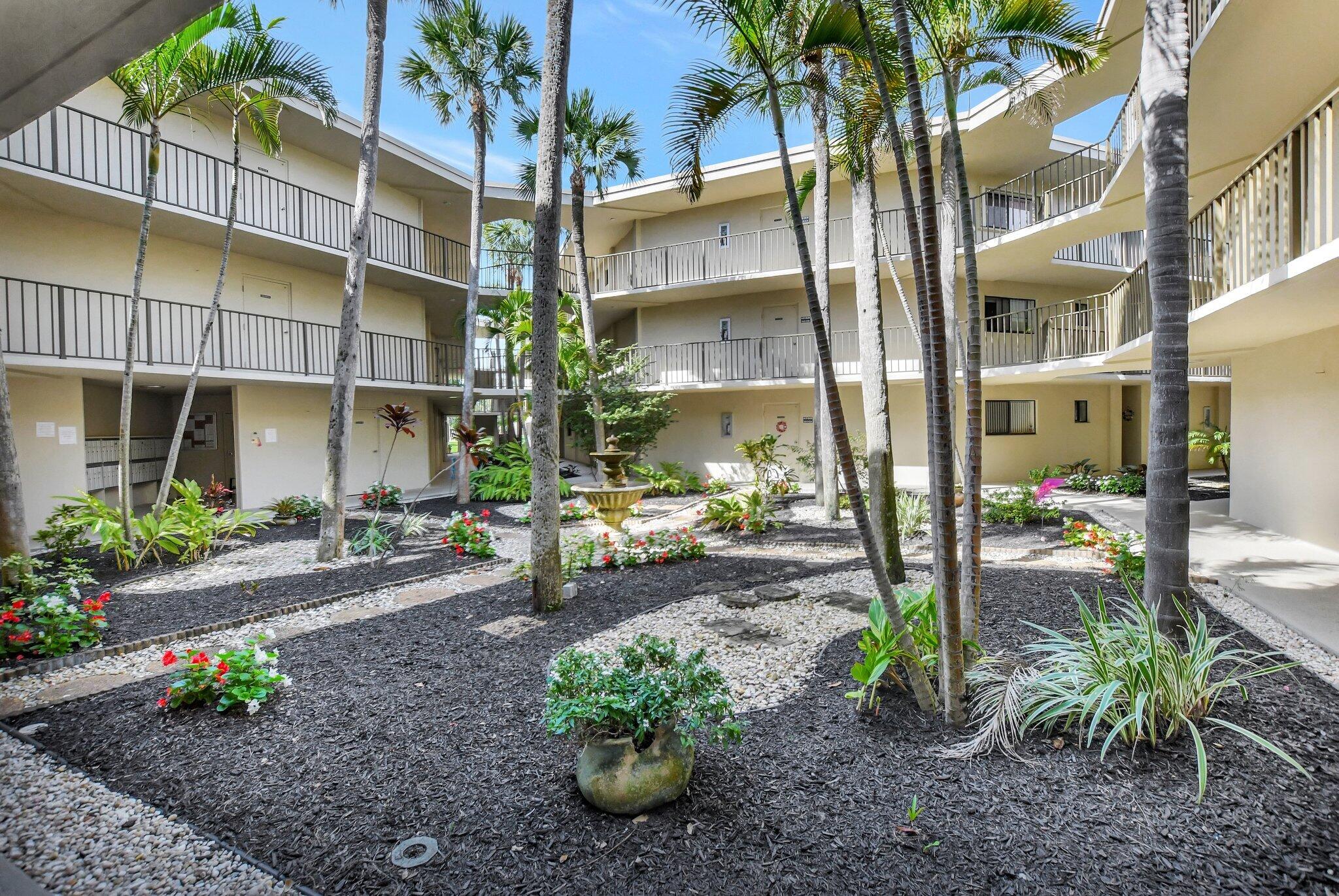 5340 Las Verdes Cir #208, Delray Beach, FL 33484 - MLS RX-11119969 ...