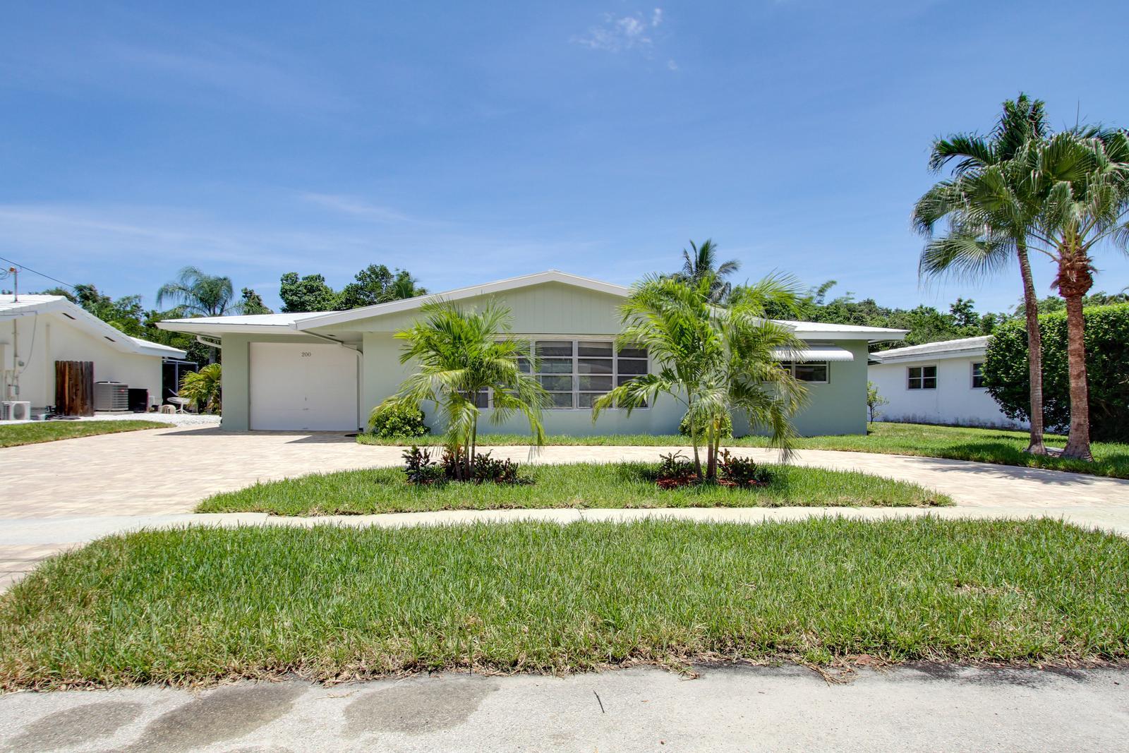 200 SW 6th Ave, Boca Raton, FL 33486 - MLS RX-10876184 - Coldwell Banker