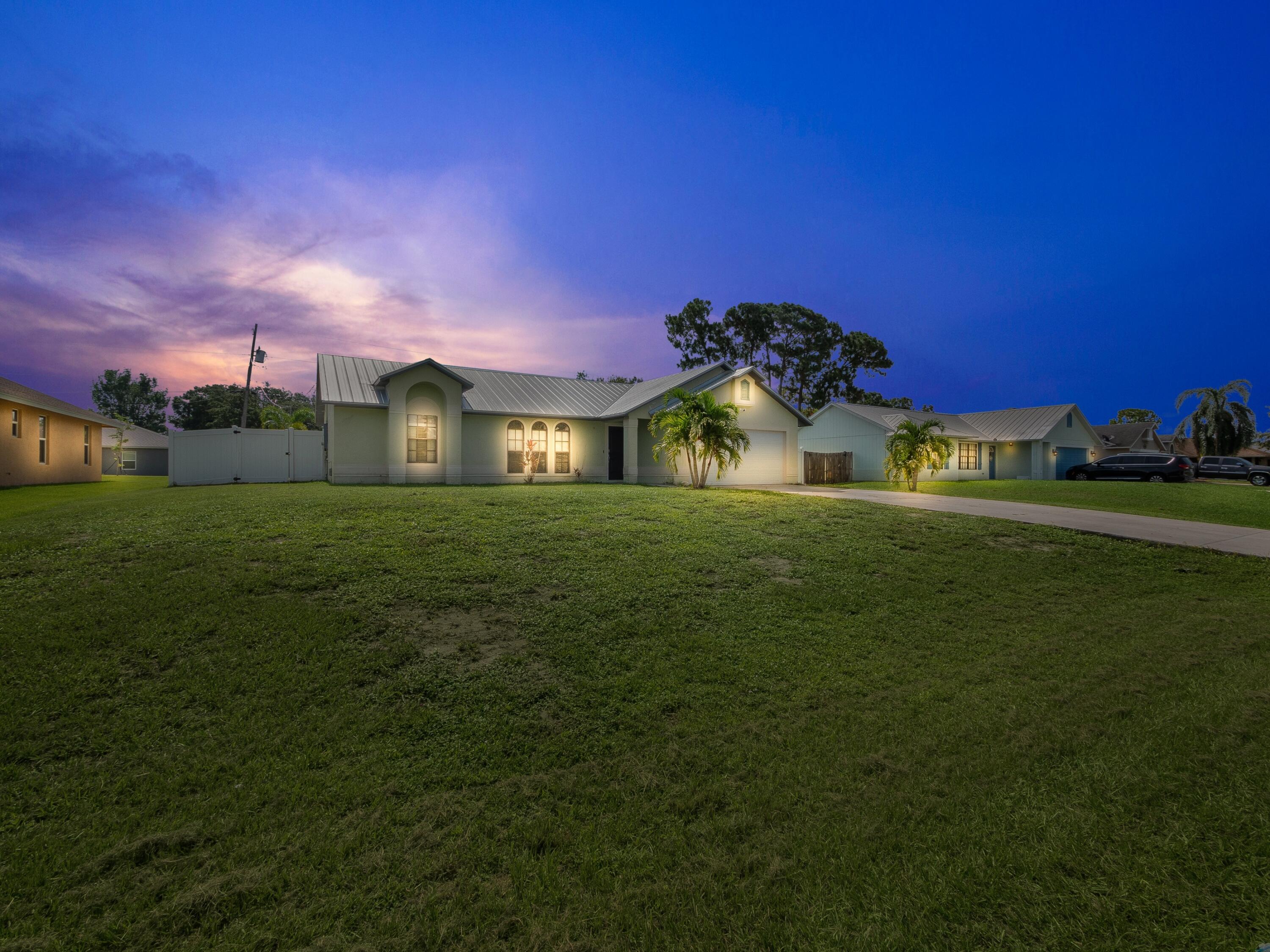 3555 SW Masilunas St, Port Saint Lucie, FL 34953 - MLS RX-10902688 ...