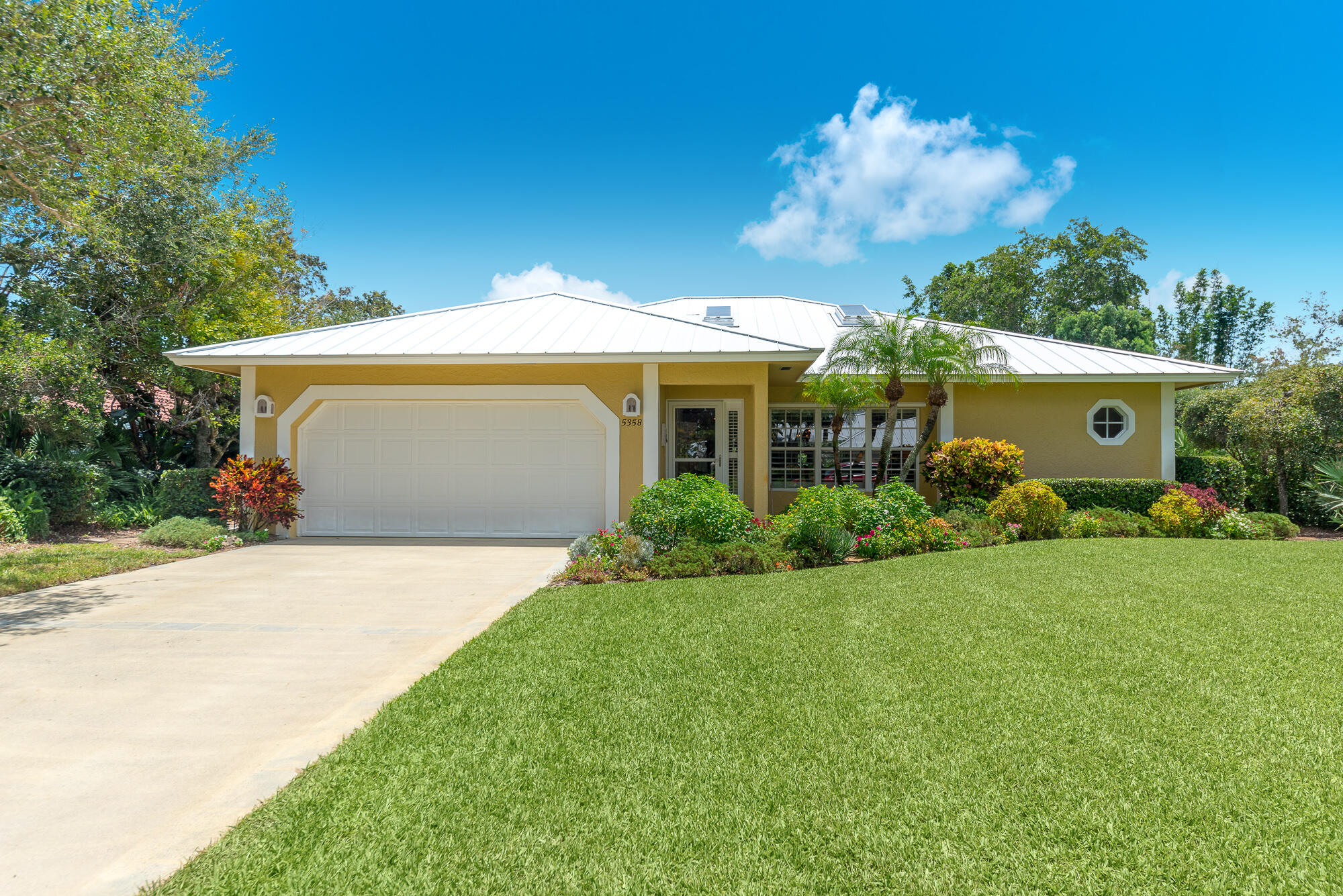 5358 SE Running Oak Cir, Stuart, FL 34997 - MLS R11012233 - Coldwell Banker