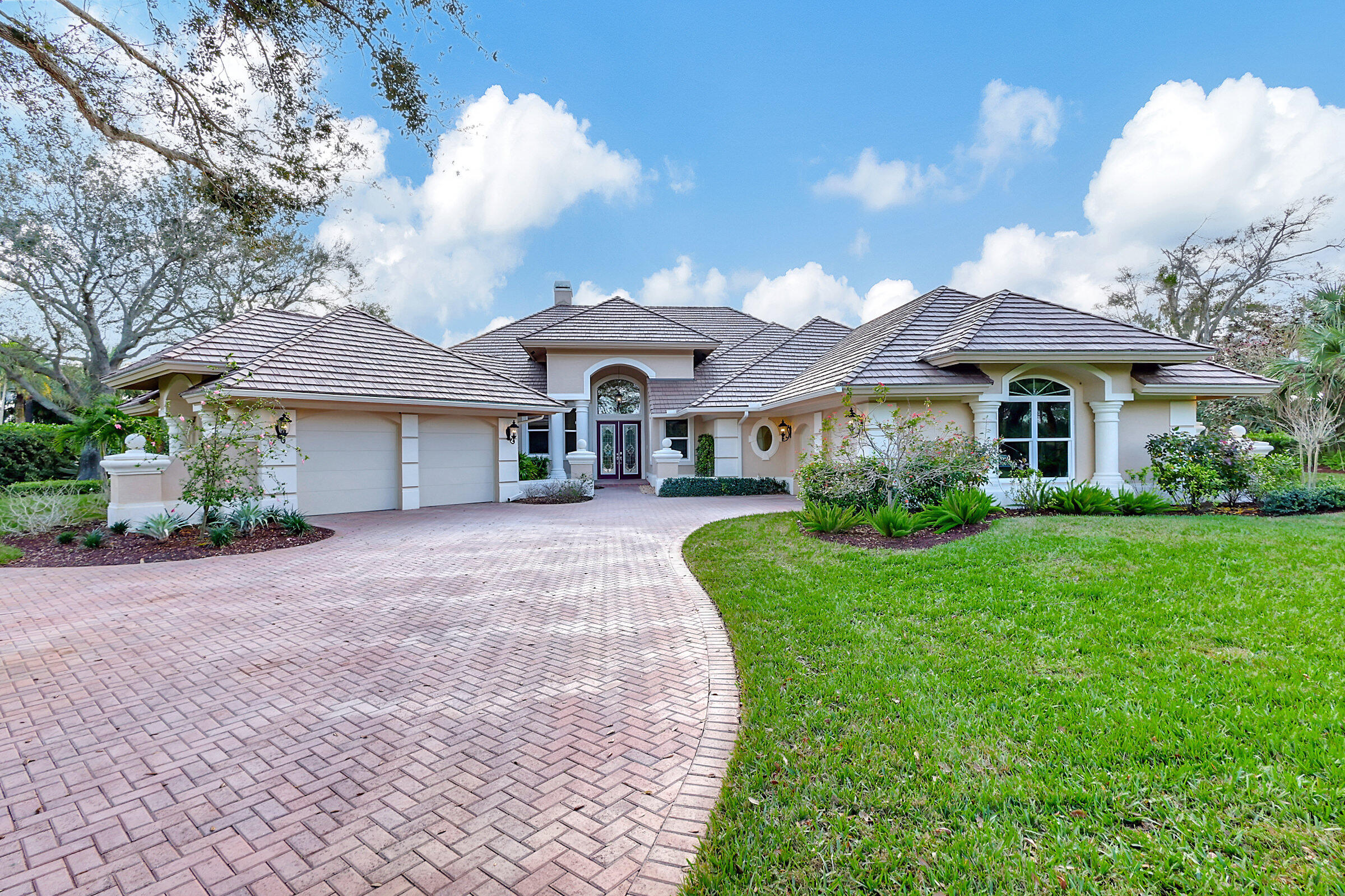 5906 SE Congressional Pl, Stuart, FL 34997 - MLS R11103124 - Coldwell ...