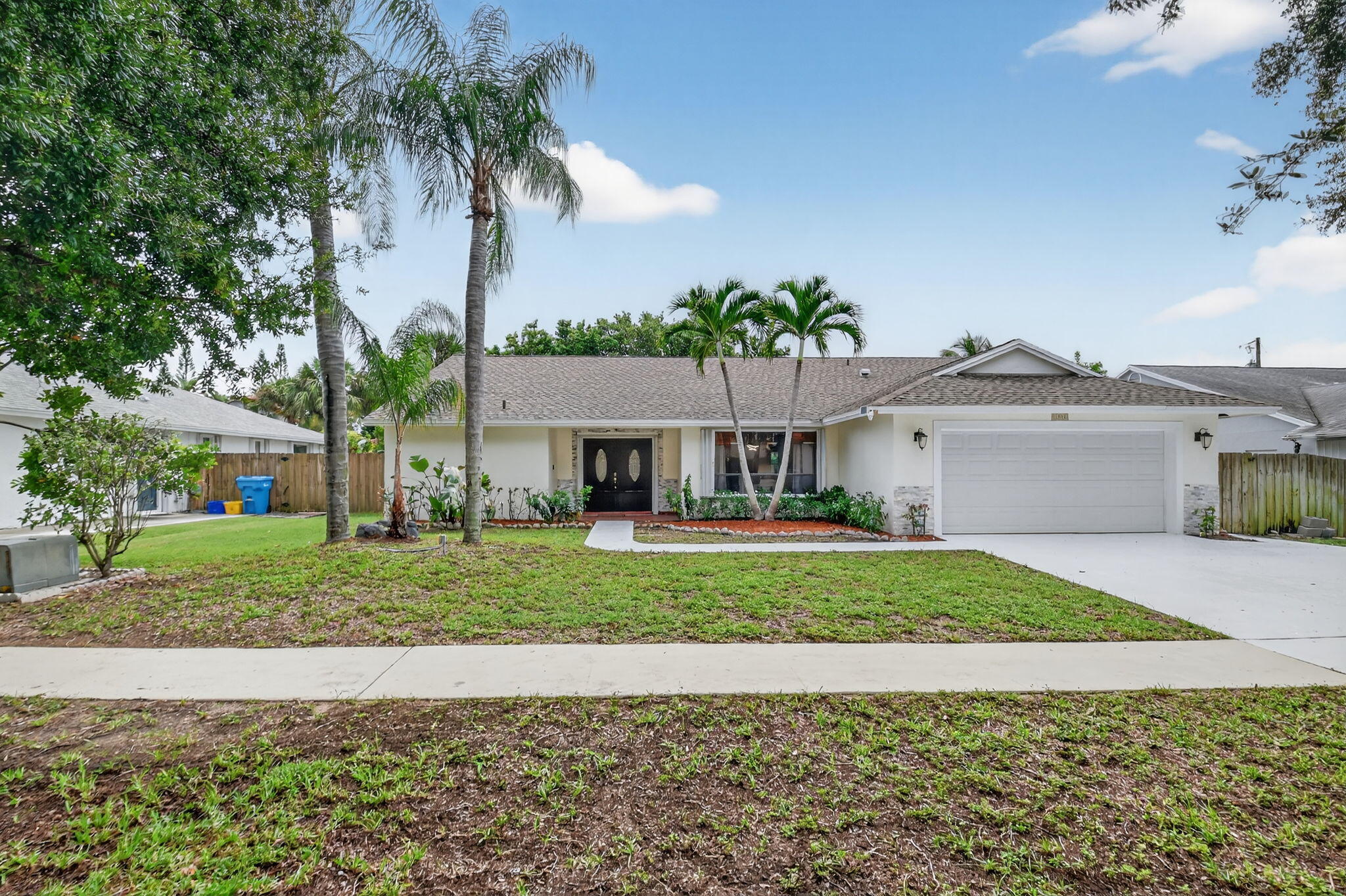 1002 Julia Heights Dr, Lantana, FL 33462 - MLS R11128014 - Coldwell Banker