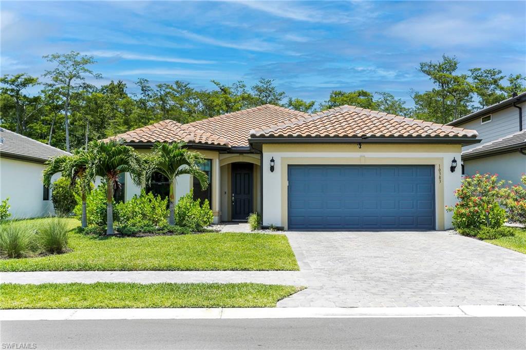 10383 Ventana Ln, Naples, FL 34120 - MLS 224045374 - Coldwell Banker