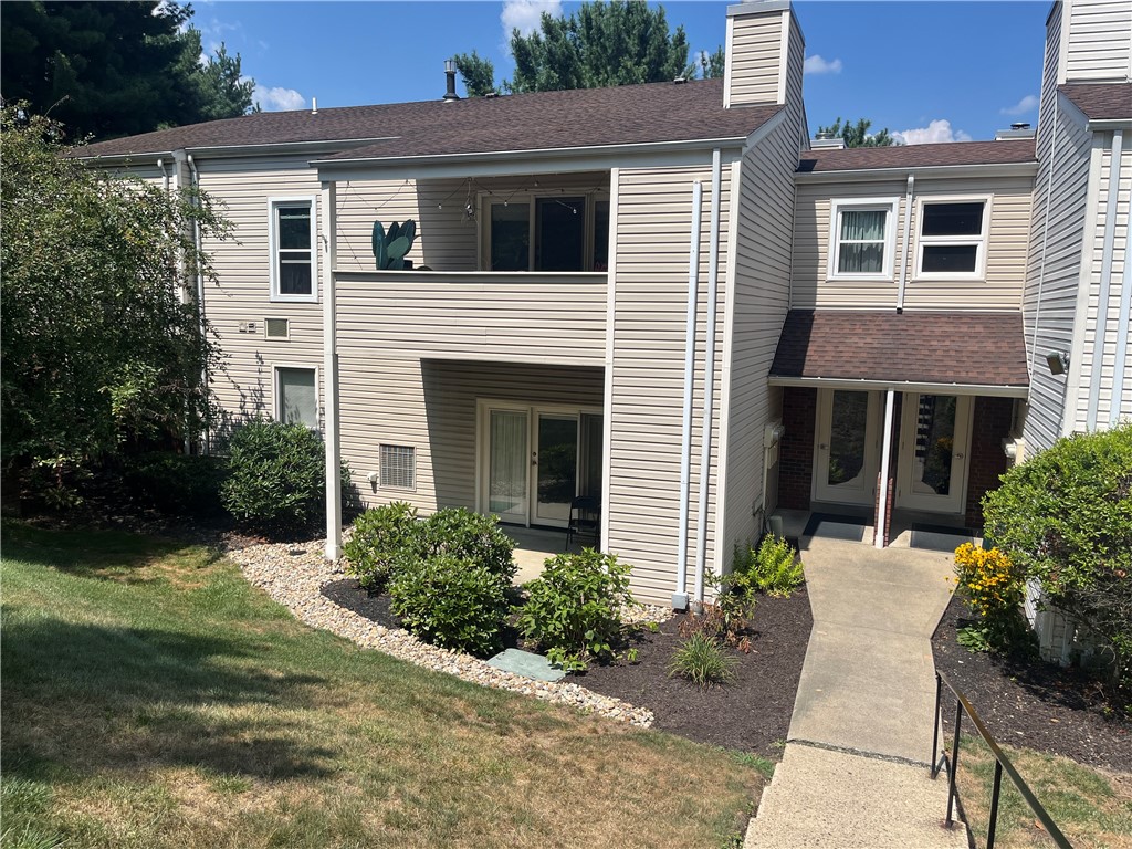 1209 Kenzie Dr, Robinson Twp, PA 15205 - MLS 1689440 - Coldwell Banker