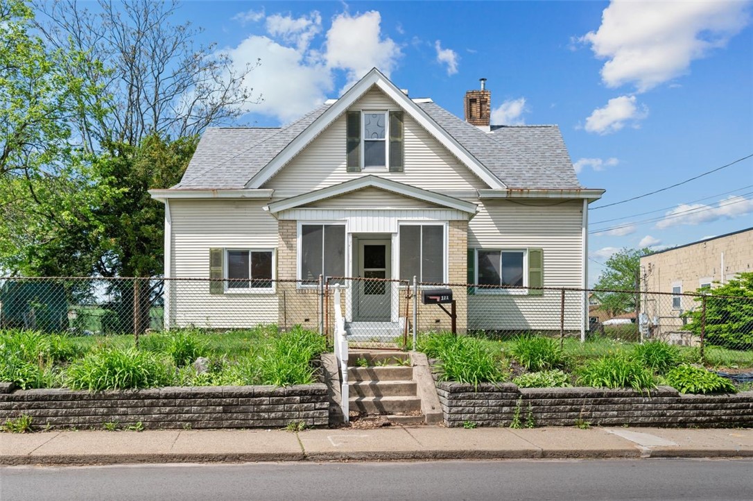 122 Whitaker St, Whitaker, PA 15120 - MLS 1699849 - Coldwell Banker