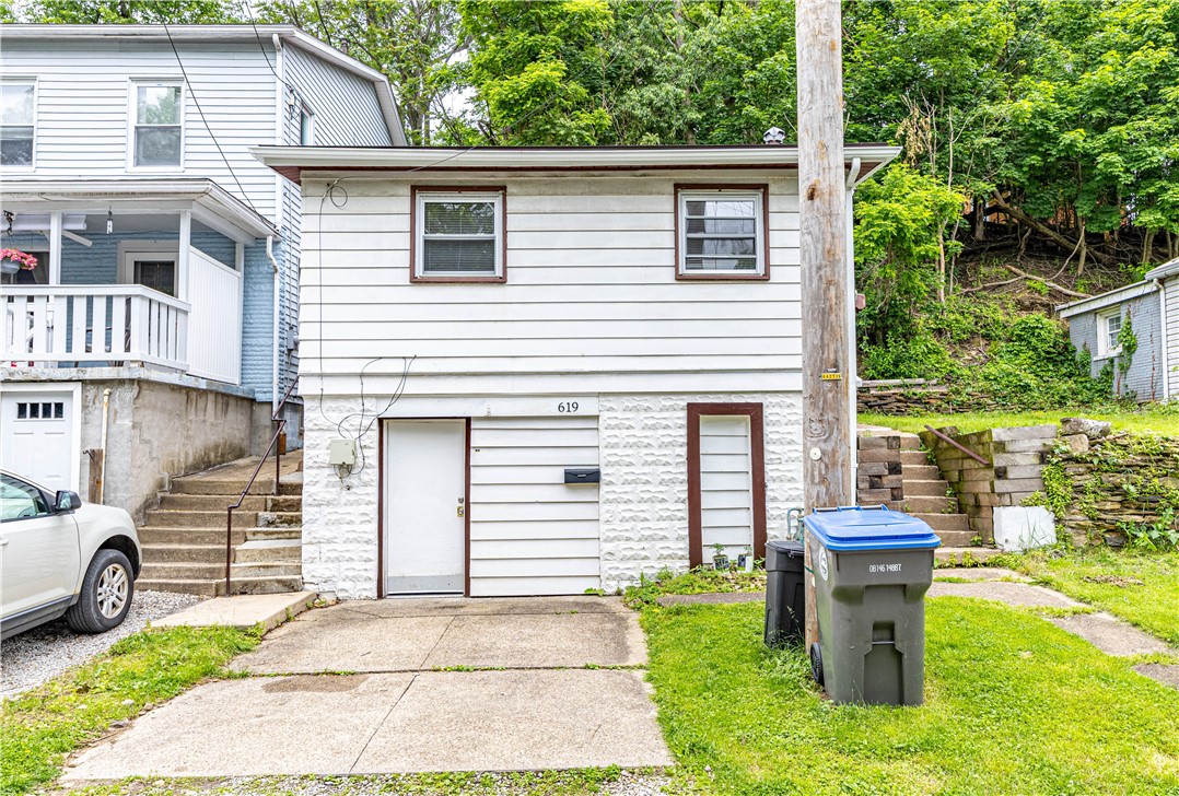 619 1st St, Verona, PA 15147 - MLS 1703735 - Coldwell Banker