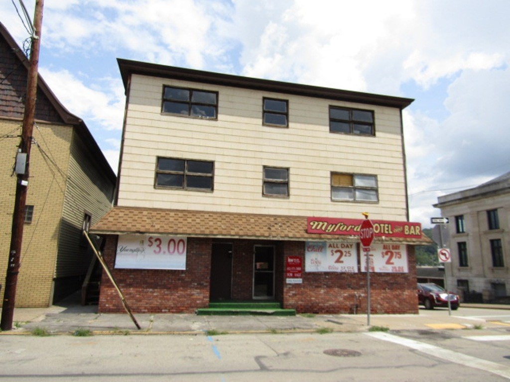 700 Fallowfield Ave, Charleroi Boro, PA 15022 - MLS 1708042 - Coldwell Banker