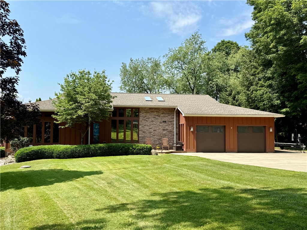 372 Latonka Dr, Jackson Township, PA 16137 - MLS 1710293 - Coldwell Banker