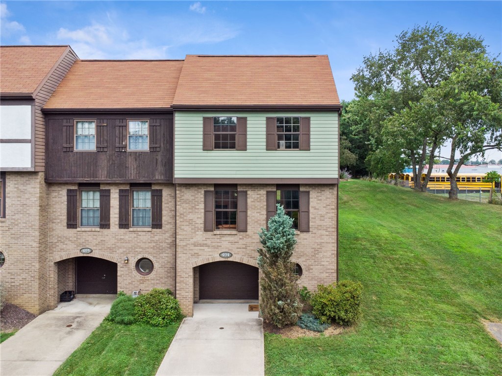 404 Kendall Ln, Bethel Park, PA 15102 - MLS 1714471 - Coldwell Banker