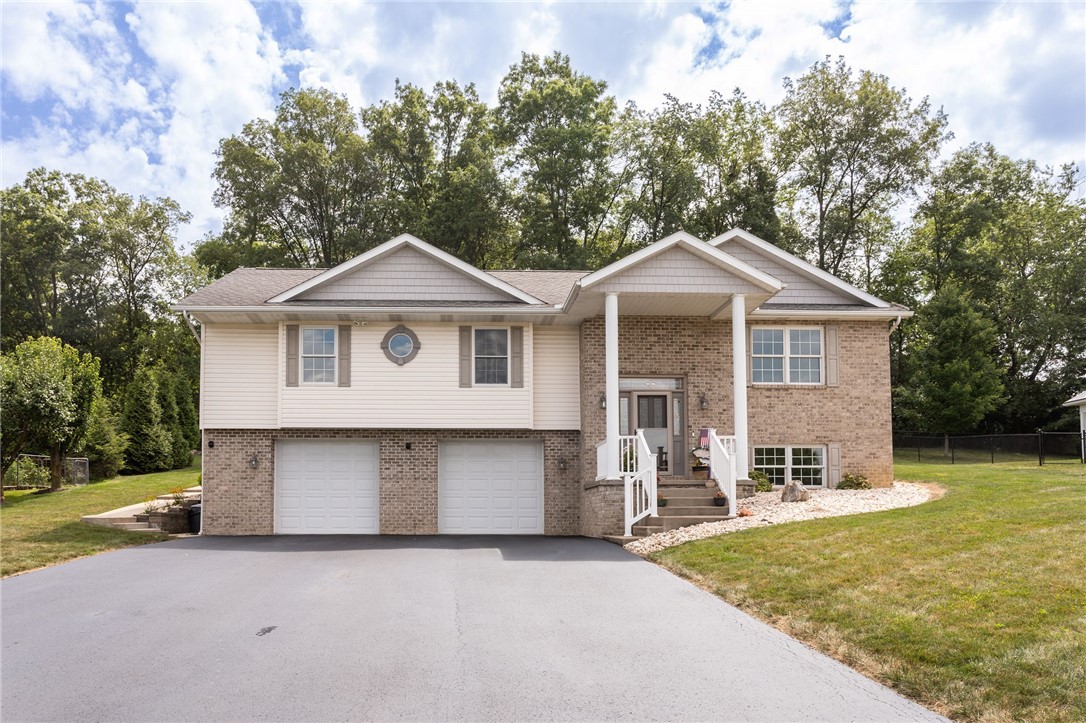 404 Shannon Dr, South Union Township, PA 15401 - MLS 1715432 - Coldwell ...