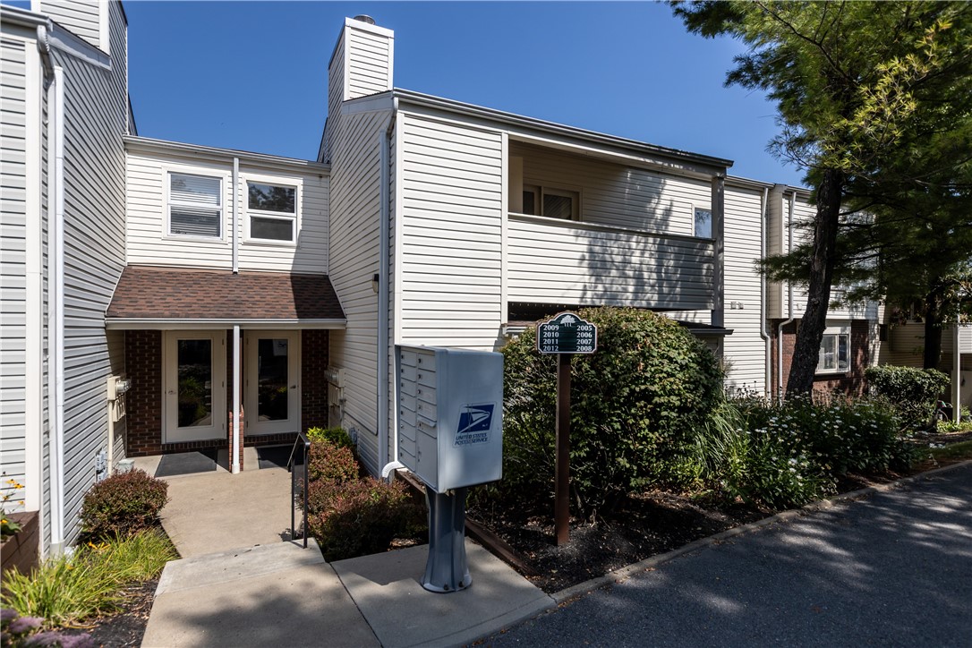 2006 Kenzie Dr, Robinson Twp, PA 15205 - MLS 1716059 - Coldwell Banker