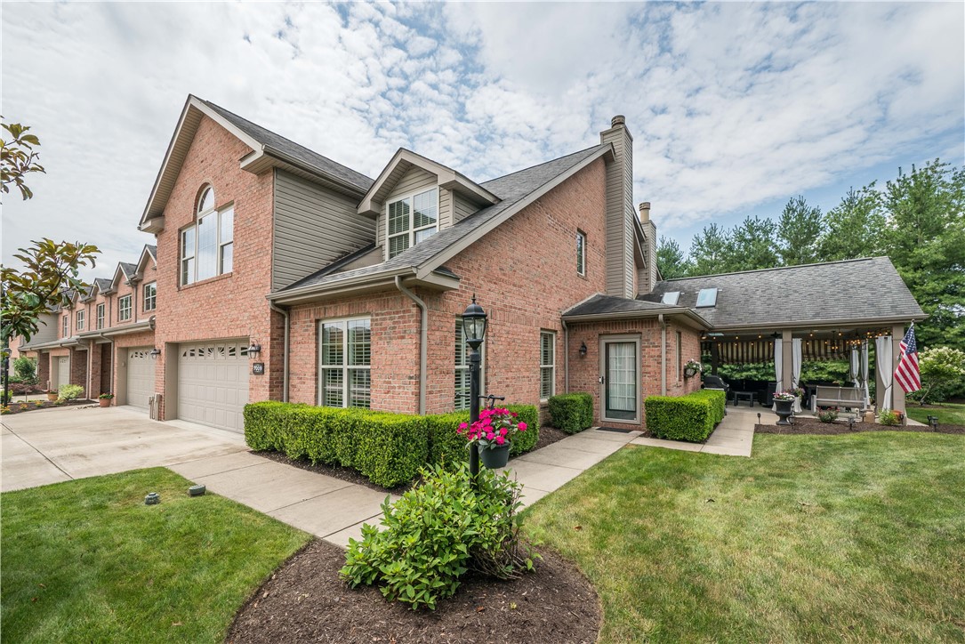 7009 Hill Station Dr, Cecil, PA 15055 - MLS 1717604 - Coldwell Banker