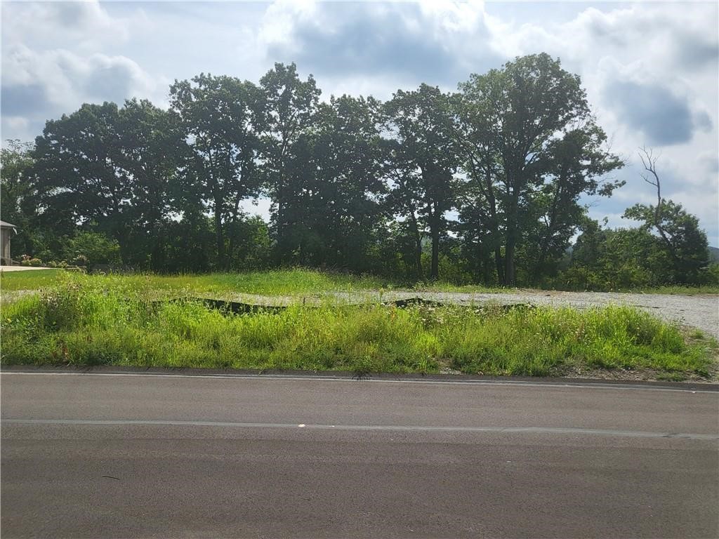 53 Ridgewood Dr, Cecil, PA 15057 - MLS 1718688 - Coldwell Banker