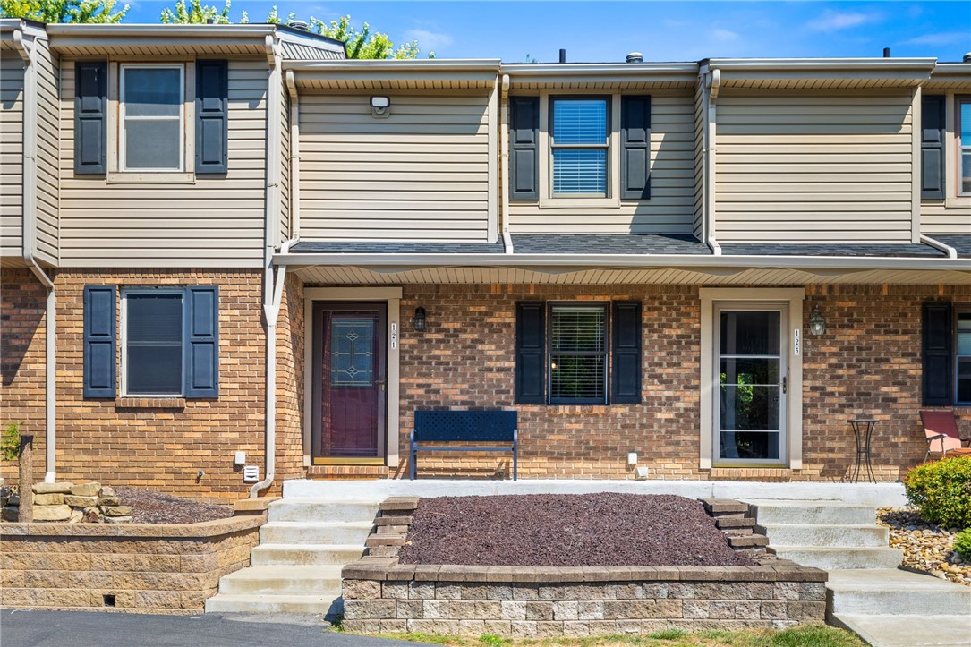 121 Forest Dr, Seven Fields Boro, PA 16046 - MLS 1719765 - Coldwell Banker