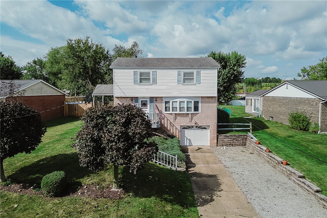 56 Mohawk Dr, Hempfield Township, PA 15601 - MLS 1723126 - Coldwell Banker