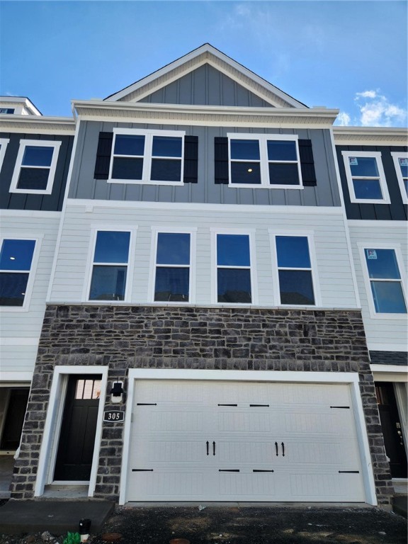 305 Gable Ct, Pittsburgh, PA 15090 - MLS 1726554 - Coldwell Banker