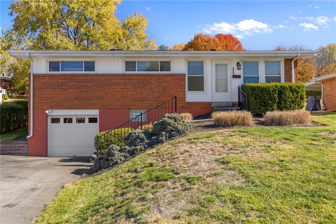 587 Firethorne Dr, Monroeville, PA 15146 - MLS 1729387 - Coldwell Banker