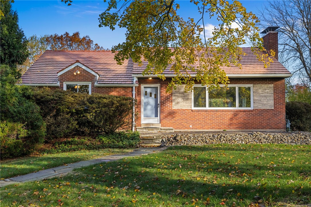 152 Easley Rd, Ross Twp, PA 15237 - MLS 1730428 - Coldwell Banker
