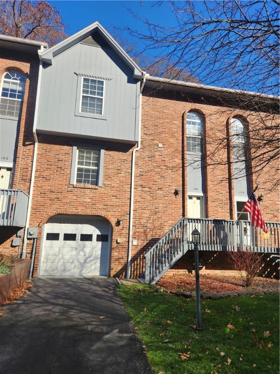 158 Old English Rd, Ross Twp, PA 15237 - MLS 1731785 - Coldwell Banker