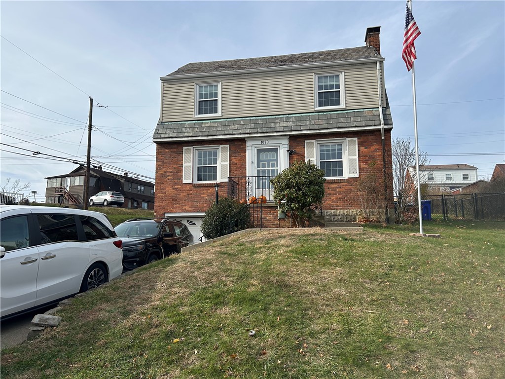 1070 Arbor Dr, Green Tree, PA 15220 - MLS 1732005 - Coldwell Banker
