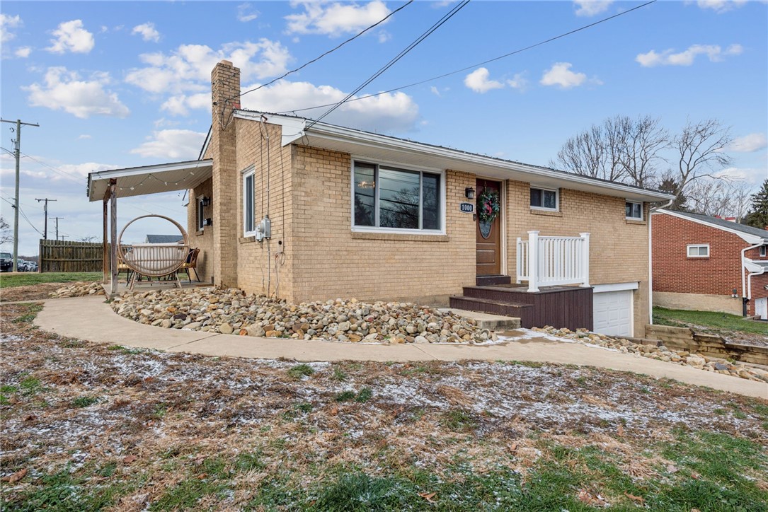 1000 Colfax St, Springdale Township, PA 15144 - MLS 1733455 - Coldwell ...
