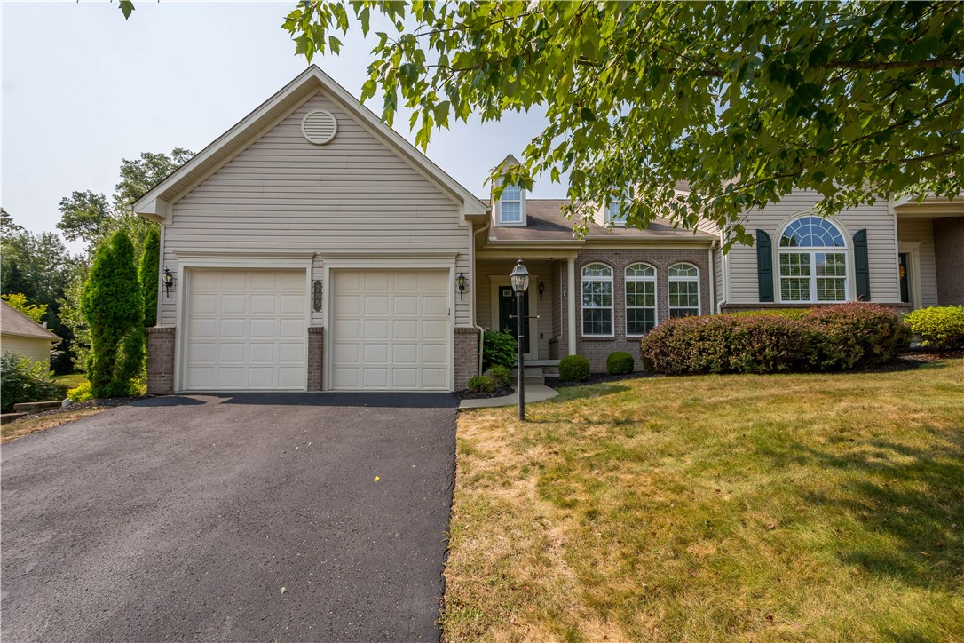 205 Maple Ridge Dr, Cecil, PA 15317 - MLS 1735772 - Coldwell Banker