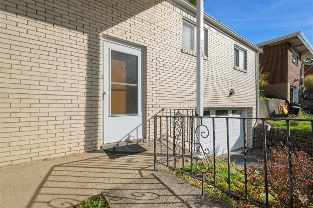 218 Lincoln, Ross Twp, PA 15237 - MLS 1737094 - Coldwell Banker