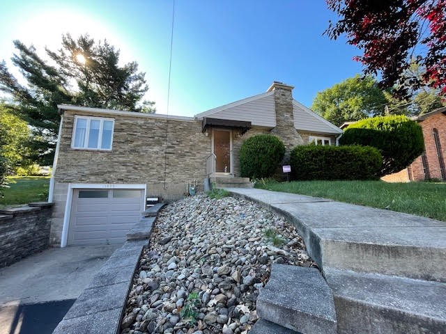 1055 Greentree Rd, Green Tree, PA 15220 - MLS 1740274 - Coldwell Banker