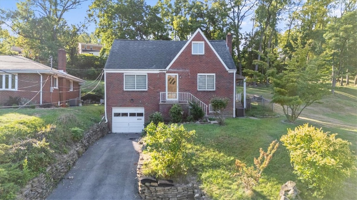 1033 Glencoe Ave, Green Tree, PA 15220 - MLS 1668248 - Coldwell Banker