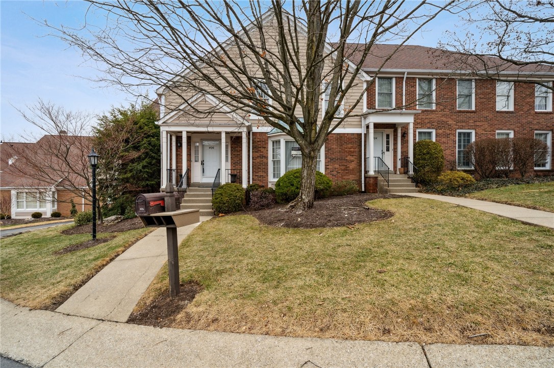 406 Royal Ct, Pittsburgh, PA 15234 - MLS 1677918 - Coldwell Banker